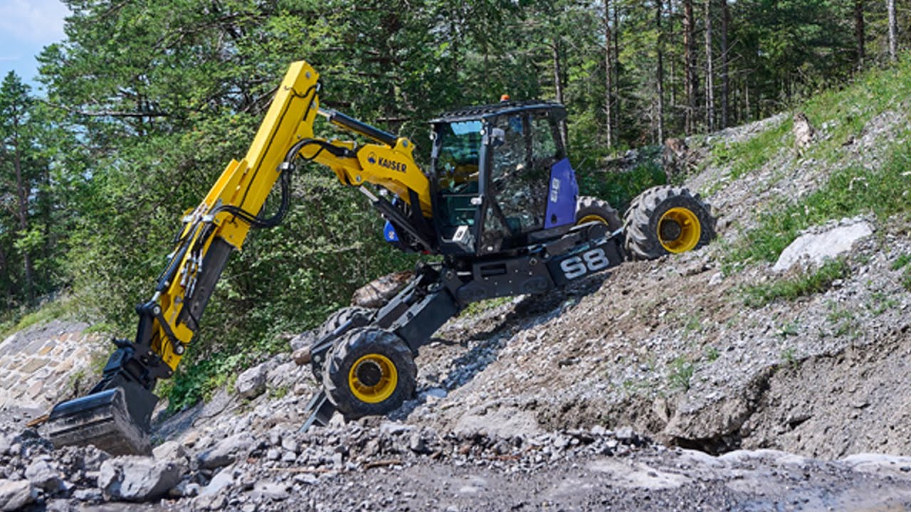 Mobile Walking Excavator | S8 Teaser | KAISER PREMIER - YouTube