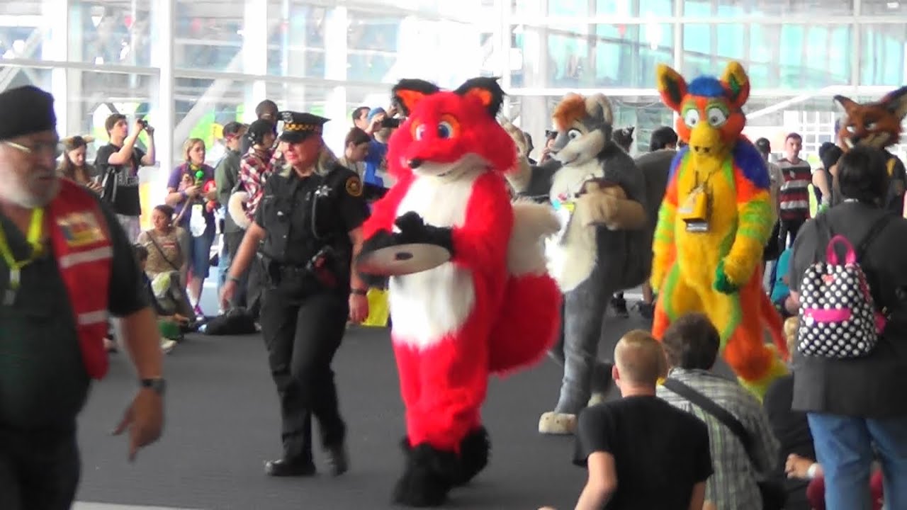 Anthrocon 2016 Fursuit Parade - YouTube