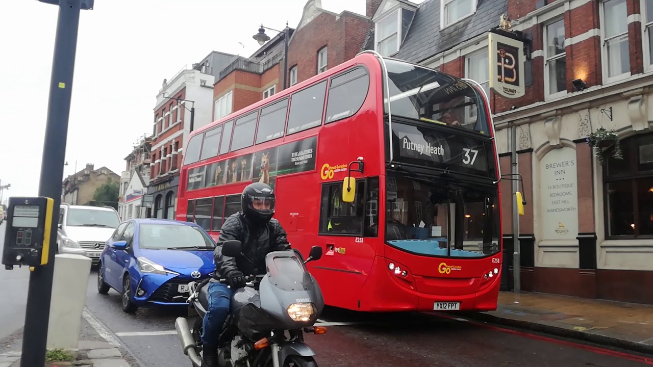 Buses In Wandsworth - YouTube
