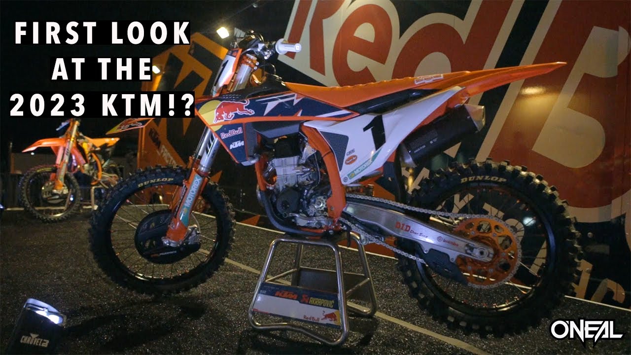 First Look at the All-New 2022 KTM Factory Editions! - YouTube