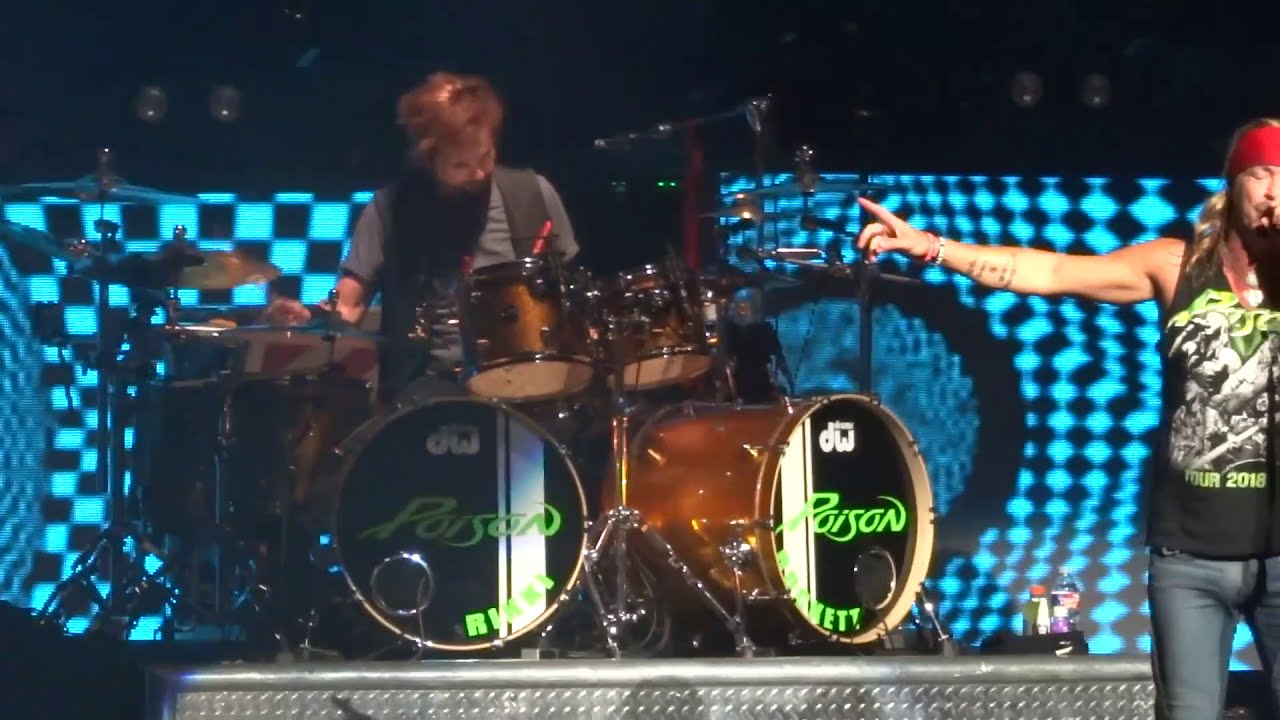 Poison LIVE - Rikki Rockett Drum & Bobby Dall Bass Solo - Tinley Park ...