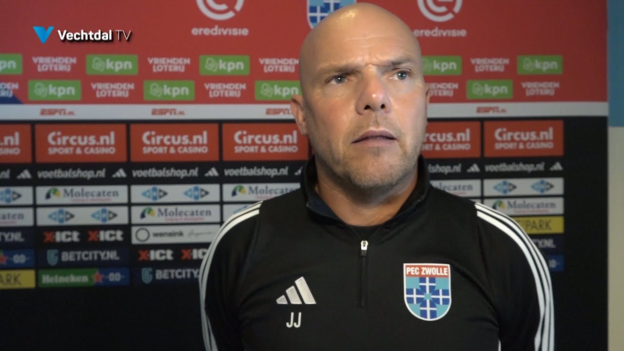 Trainer Johnny Jansen na de wedstrijd van PEC Zwolle tegen Venezia ...