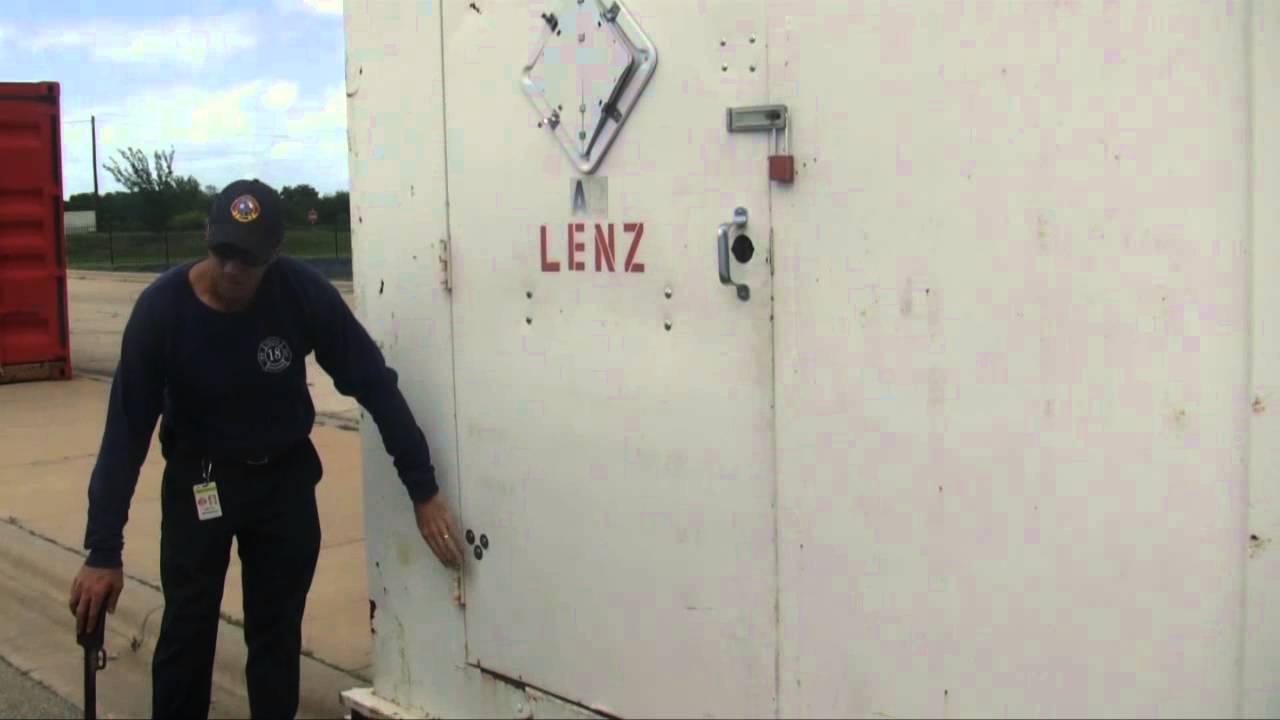 Forcible Entry Size Up - YouTube