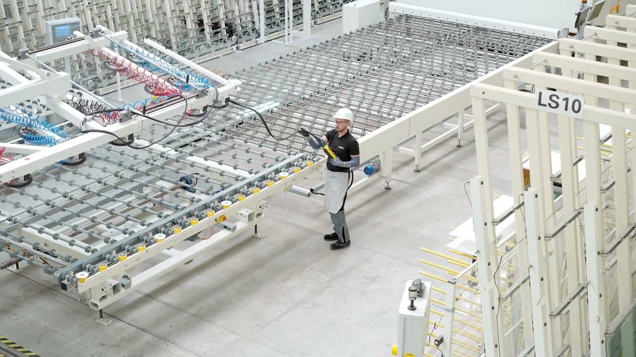 sedak | tempering of a 20m glass pane - YouTube