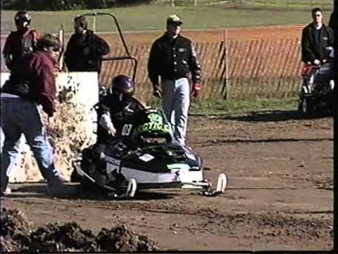 MSDRA Snowmobile Grass Drags Part 2 - YouTube