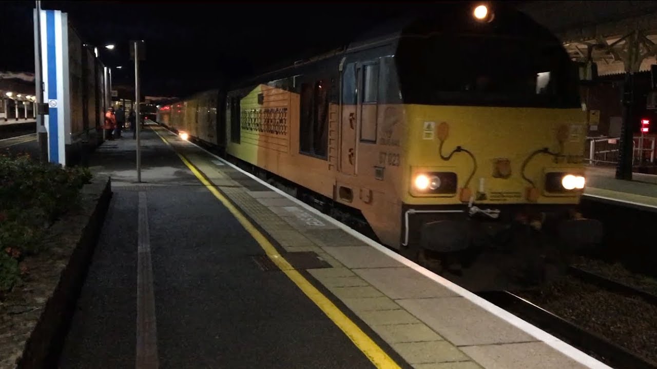 Colas Rail Freight Class 67023 TnT 67027 Arriving & Departing Taunton ...