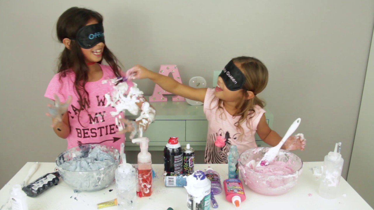 THEY ARE TOTALLY PEEKING !!! BLINDFOLDED SLIME CHALLENGE - YouTube