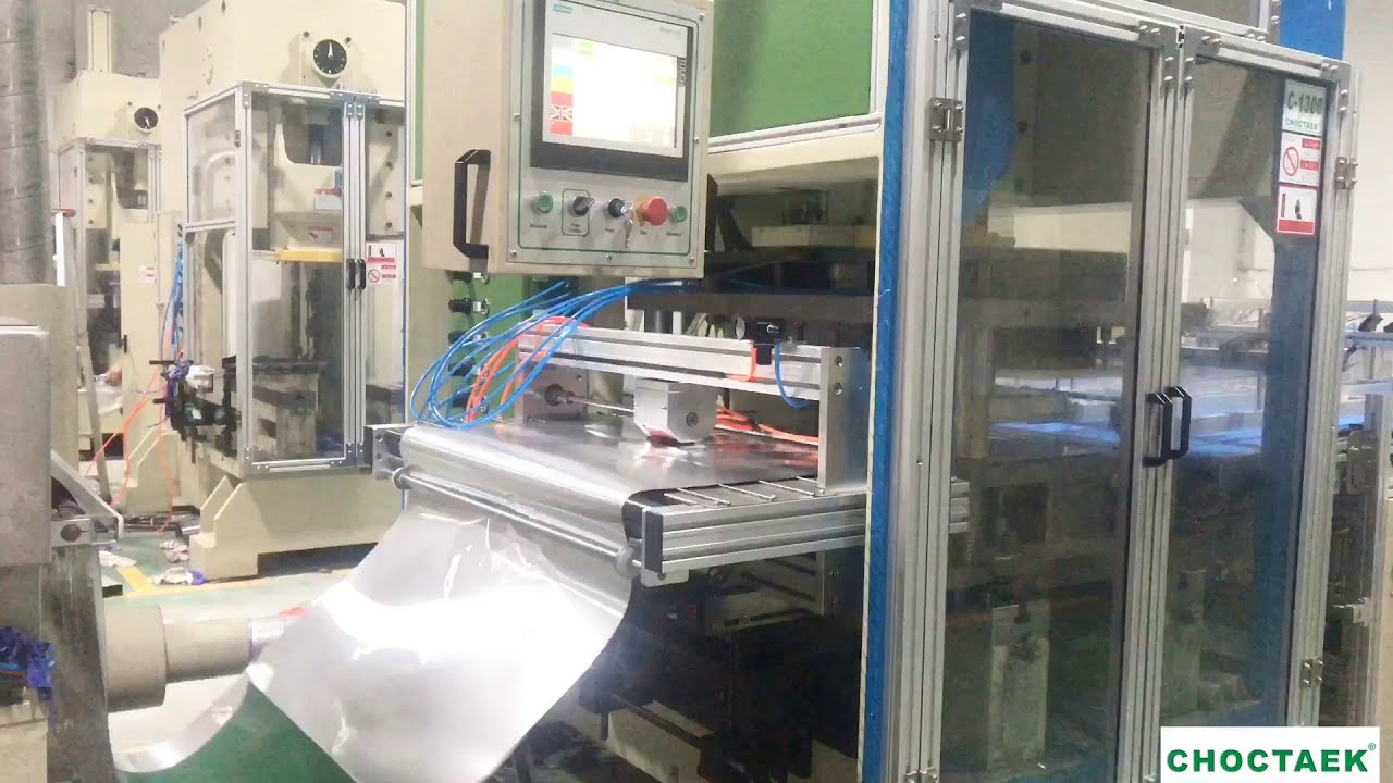 Fully automatic Aluminum Foil Food container forming machine - YouTube