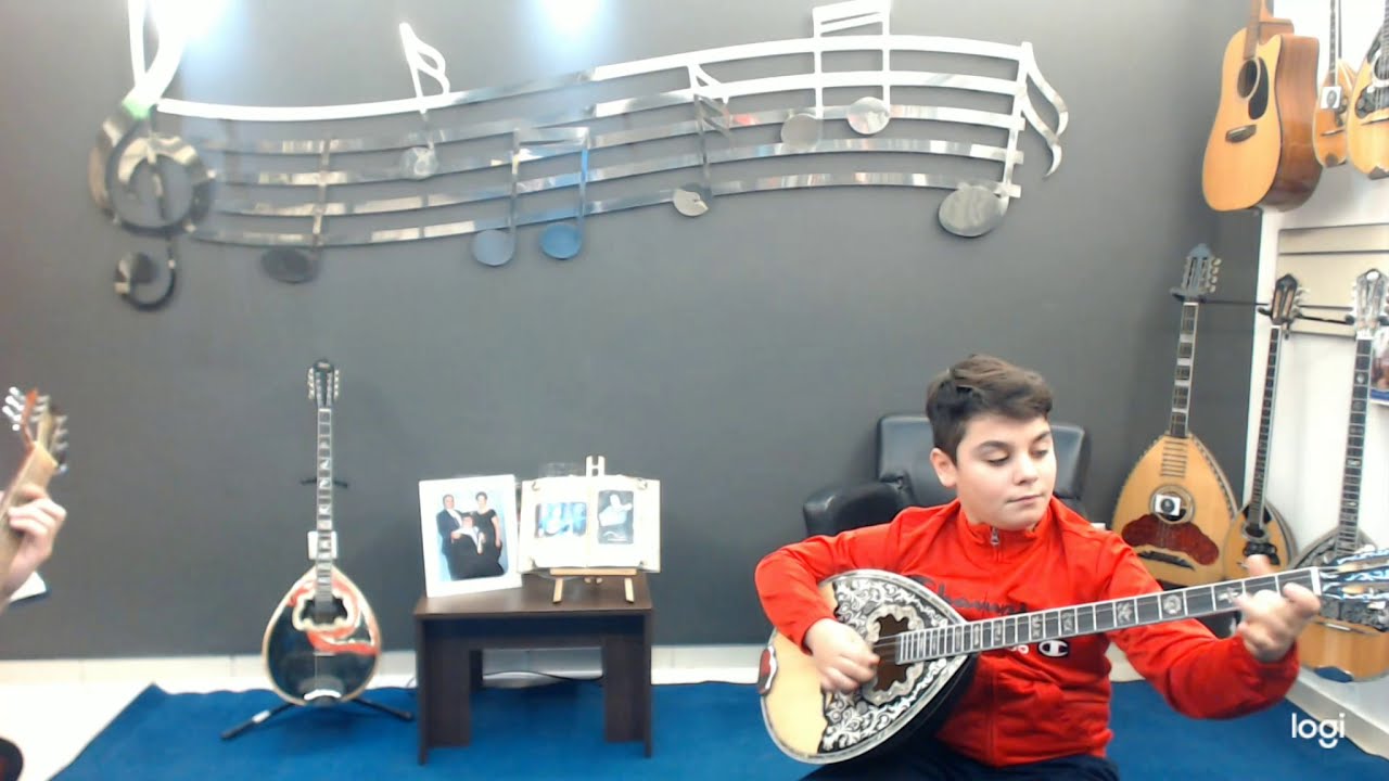 Kavourakia- solo Bouzouki Instrumental enxordo - YouTube