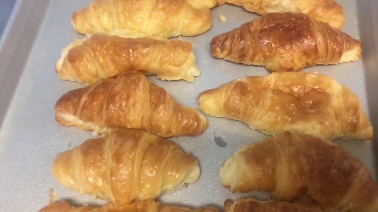 Croissant desert - YouTube
