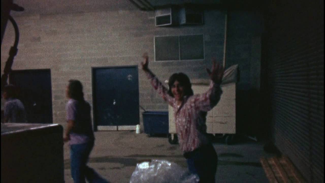 Led Zeppelin fans get into concert free [Footage from 1973 Madison ...