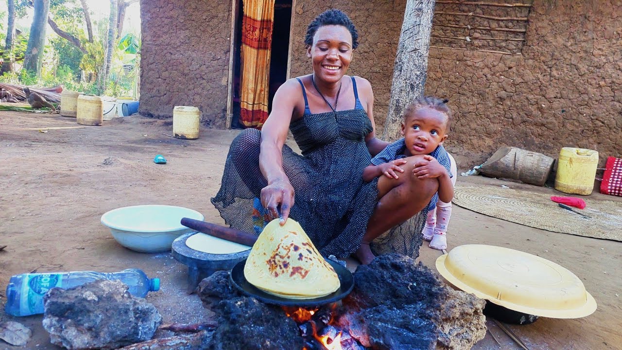 Our Young African Single Mother #cooking Turmeric Bread Served With ...