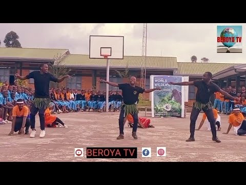 Imbyino Nyarwanda: Itorero ry'abanyeshuri ba GS Kampanga mu mbyino ...