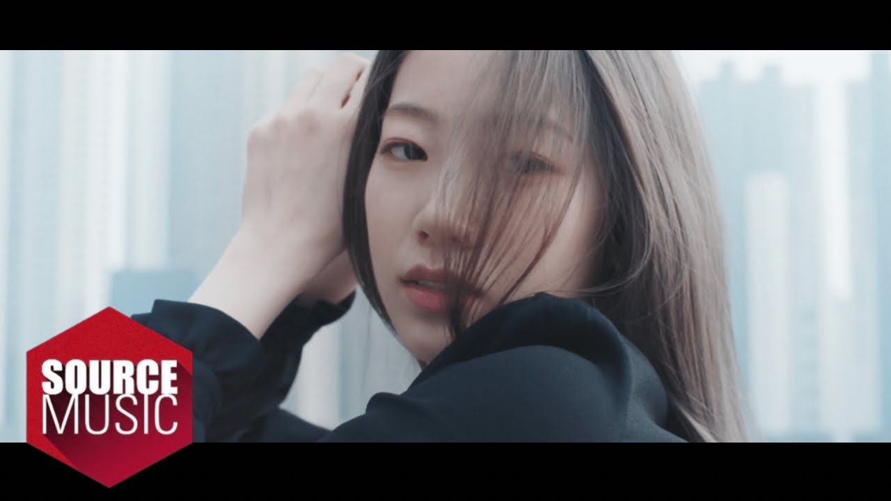 LE SSERAFIM - ‘BLUE FLAME’ MV - YouTube