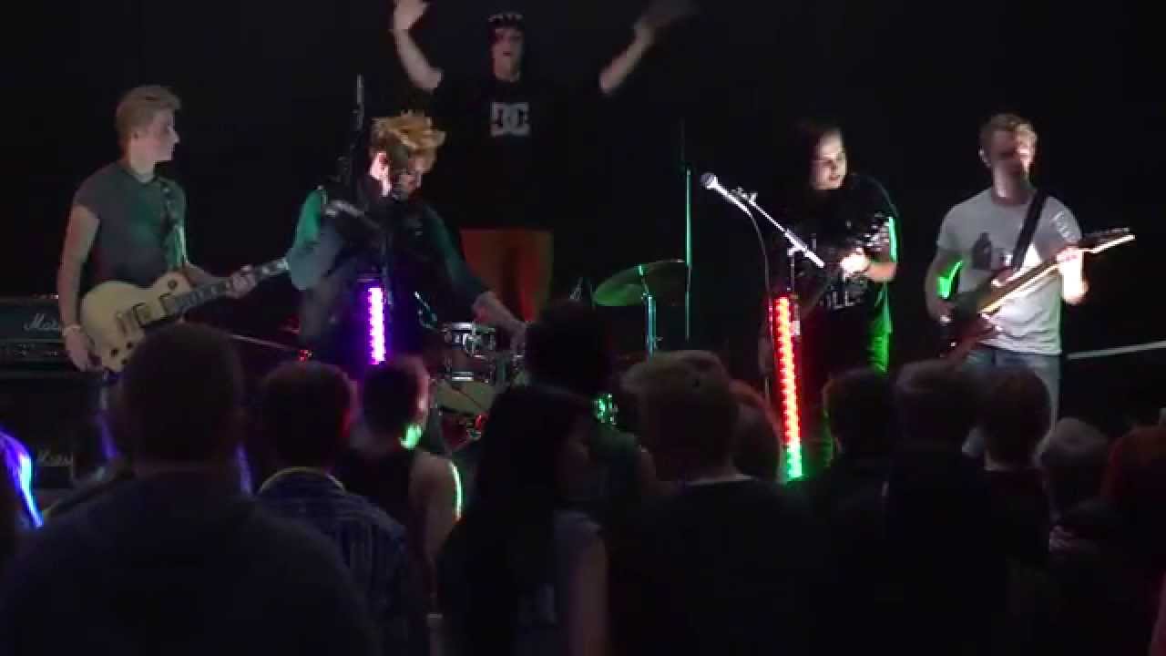 Final Curtain Call Live at kulturnatt 2014 - YouTube