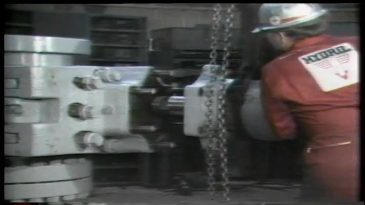 Hydril Ram Preventer - YouTube