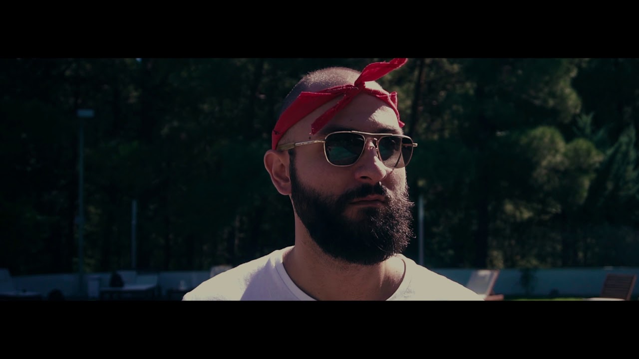 SELE - ΛΑΜΠΗΣ ΛΙΒΙΕΡΑΤΟΣ (Official Music Video) - YouTube