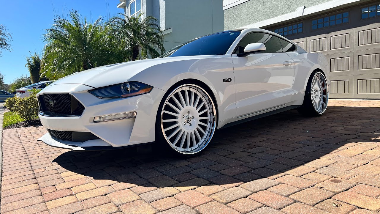 Mustang gt on 24 inch Forgiato Andata - YouTube