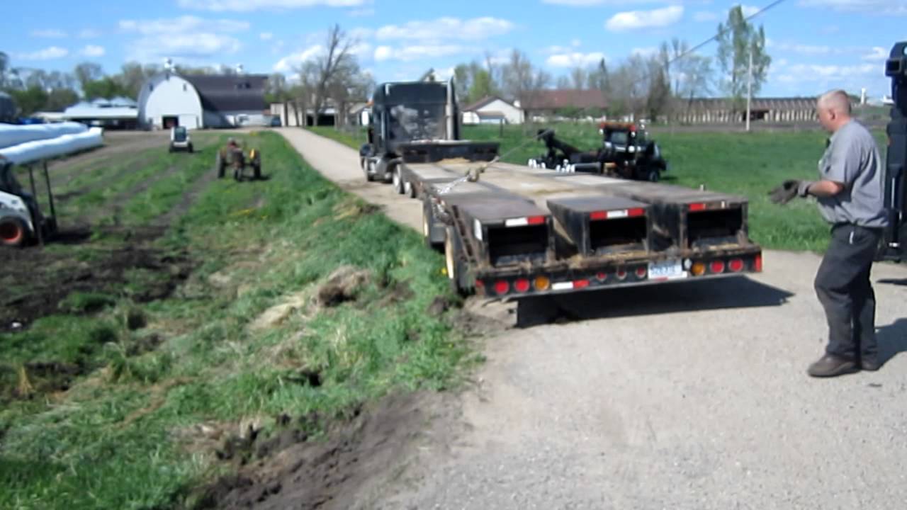 truck roll over - pulling trailer - YouTube