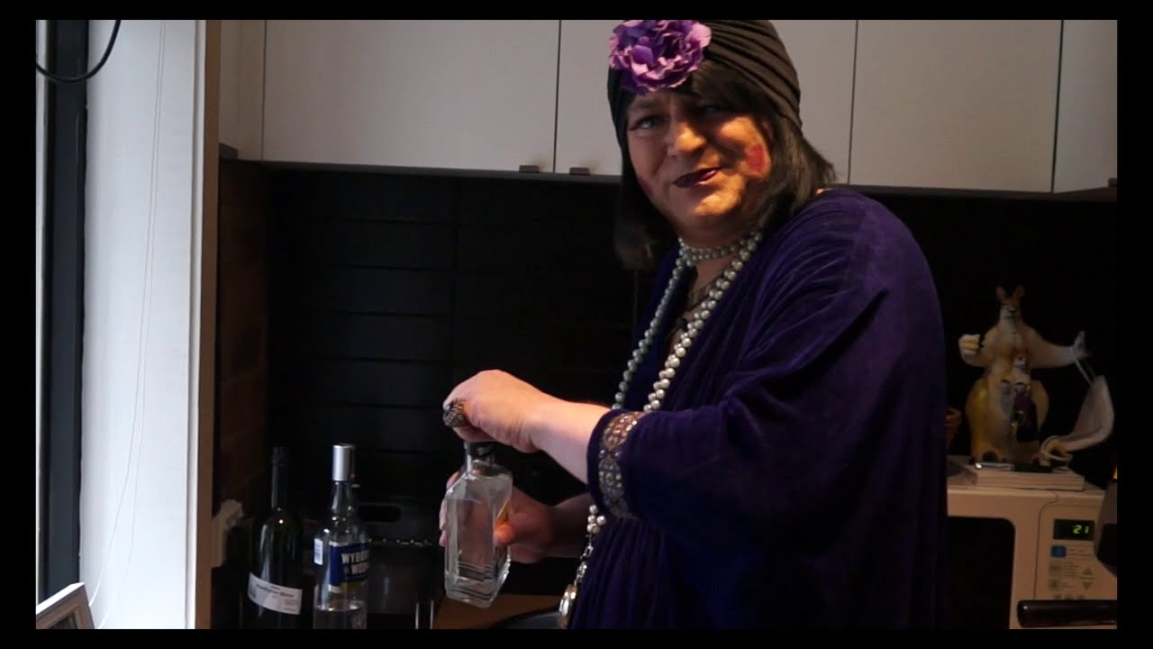 Tina Del Twist: How To Be a Domestic Goddess | Tell Me Something I Don ...