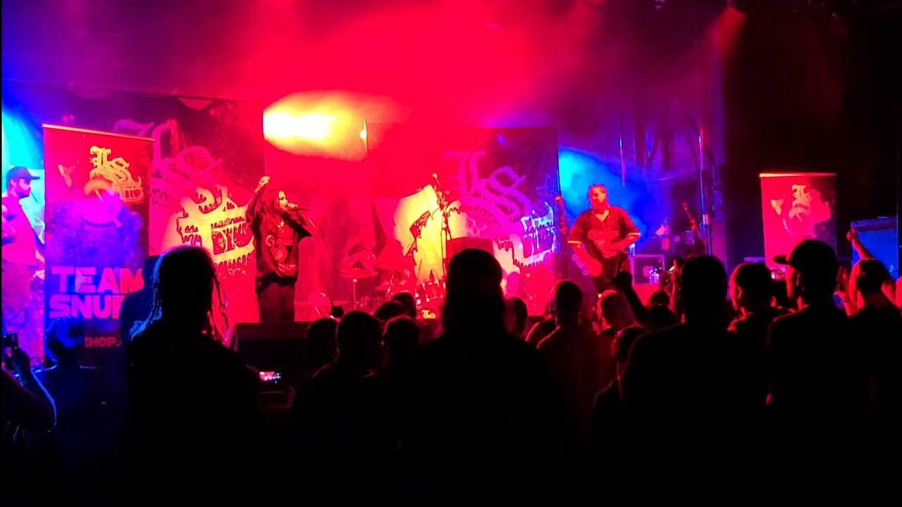 Smallz One & Scum Live at Gathering of the Juggalos - YouTube