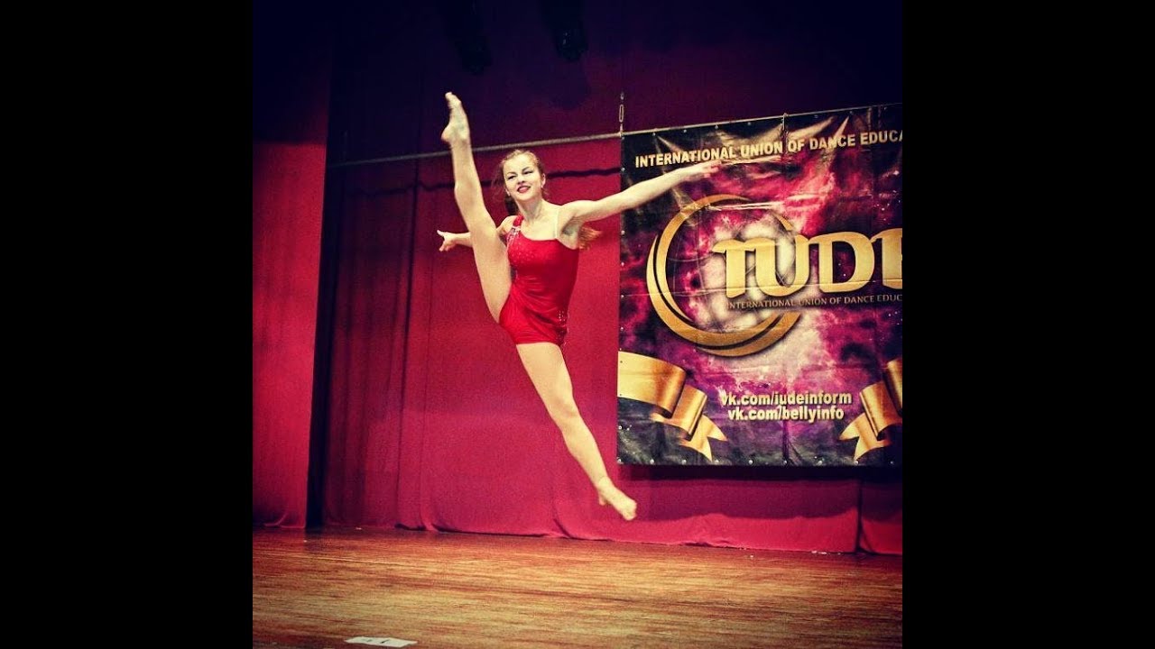 "Feeling good" dance solo - YouTube