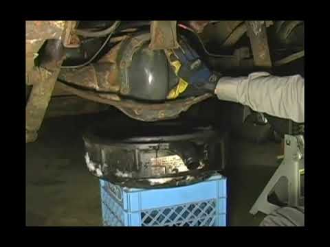 How to Drain Oil for Rear Axle - YouTube