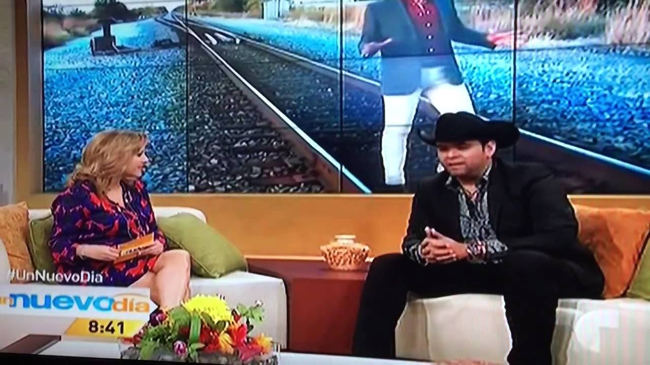 Alex Villarreal El Borrego Un Día Nuevo - YouTube