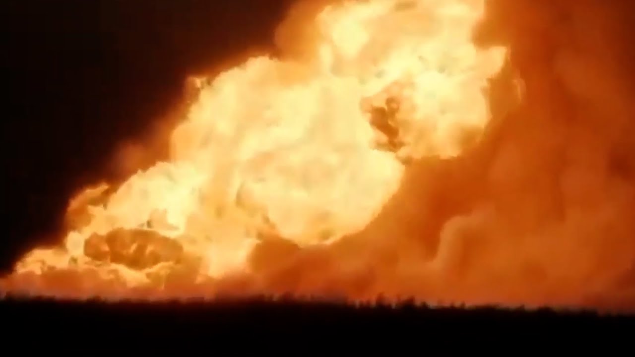 Documentary example - 1982 Siberia pipeline explosion - YouTube