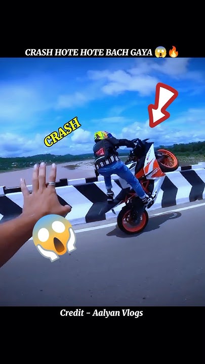 Crash hote hote bach gaya 😱🔥. // ‎@aalyanvlogs1299 #shorts #motovlog #bikelover #crash #rider ...