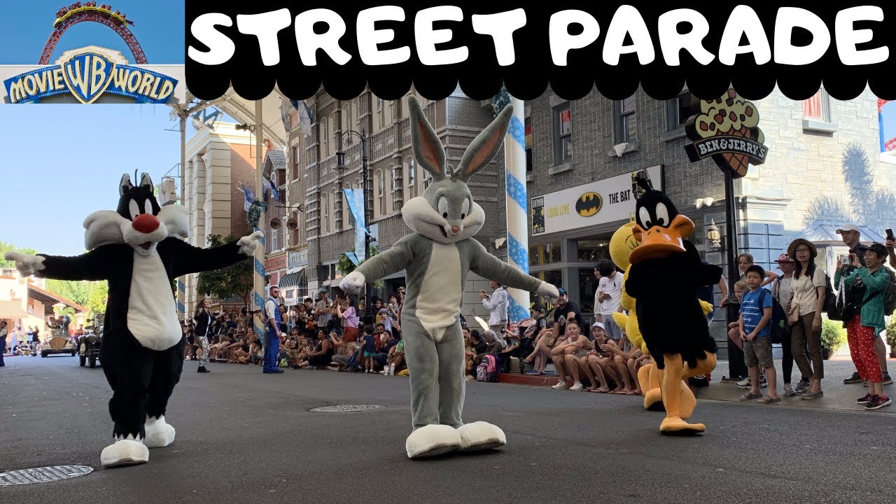 Warner Bros. Movie World Street Parade 2019 on the Gold Coast - YouTube