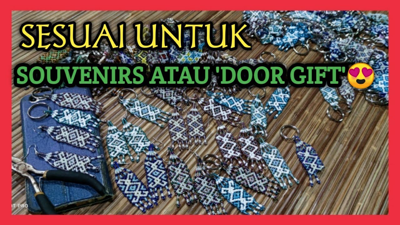 Keychain Vinusak dan Earrings Vinusak manik kaca seni kraf Rungus ...
