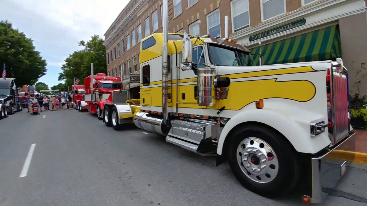 2018 Shell Super Rigs Parade - YouTube