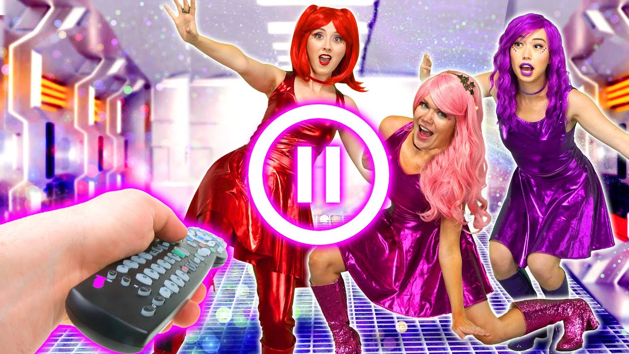 PAUSE CHALLENGE WITH THE SUPER POPS, ULTIMATE PRANK CHALLENGE. Totally ...