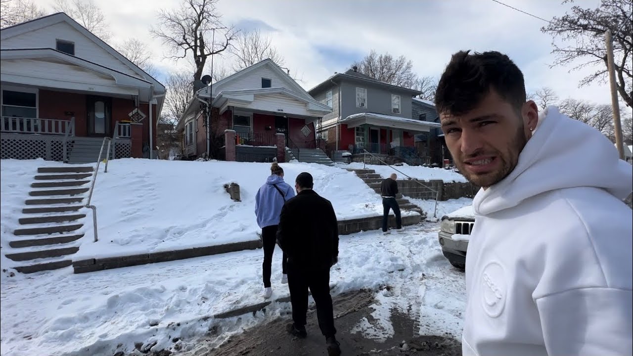 Best Friends Flipping Trap Houses To Fund a New Gym (Episode 1) - YouTube