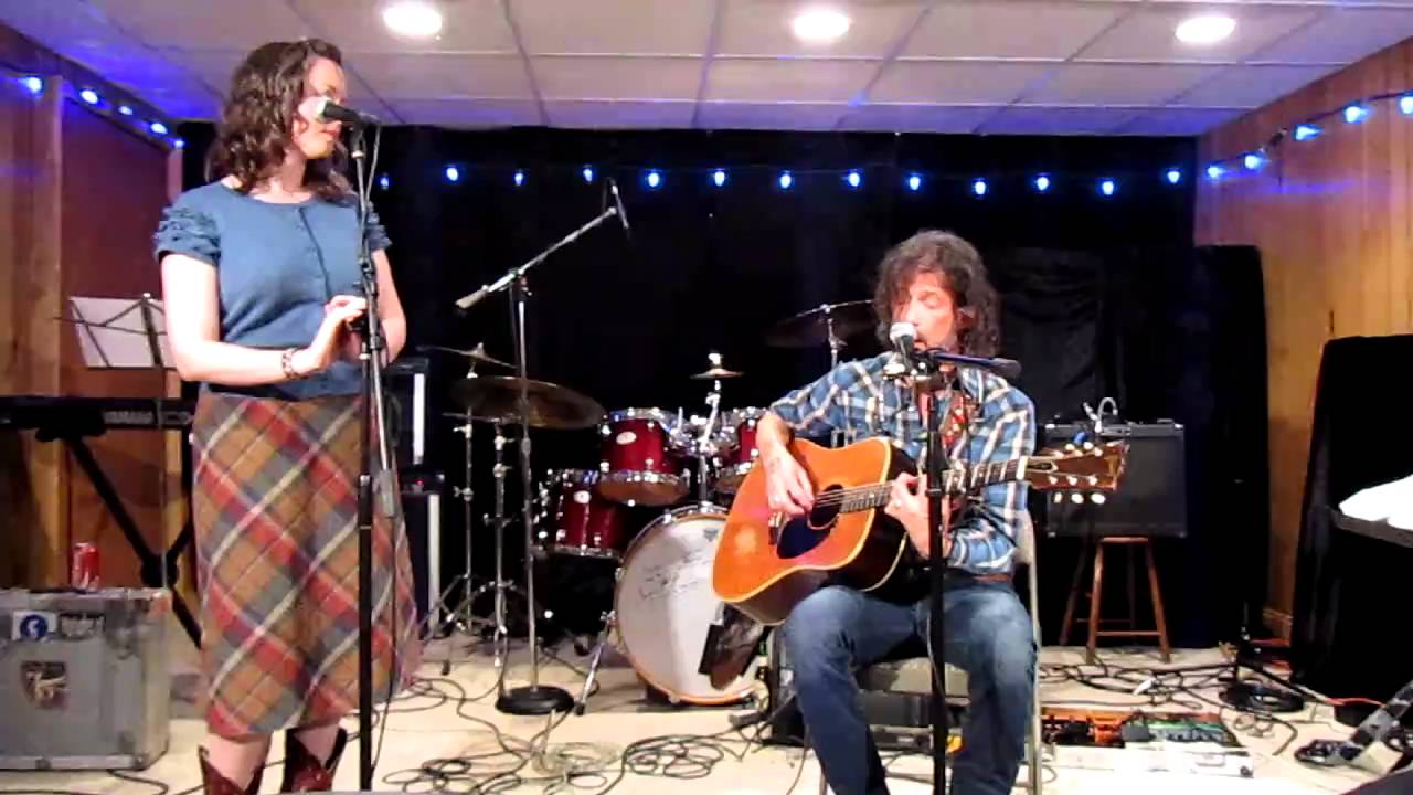 Bill Mallonee & Muriah Rose: Rural Route - YouTube