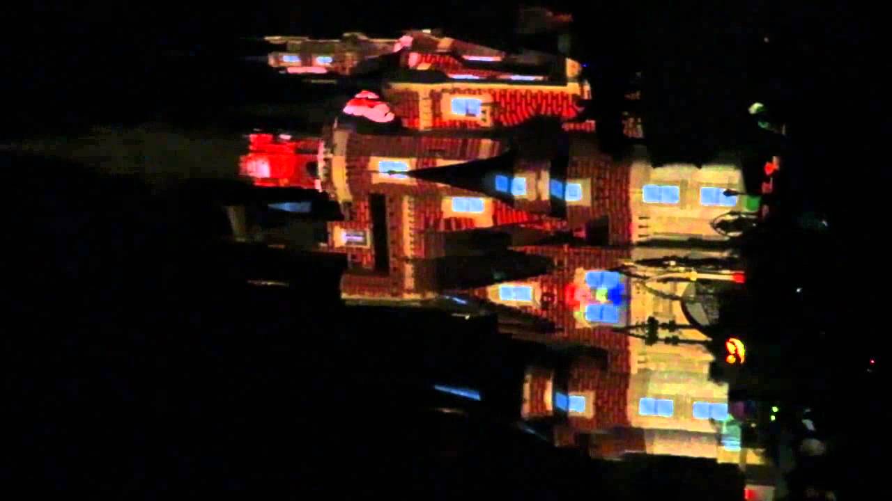 Wreck-it-Ralph Cinderella's Castle Show - YouTube