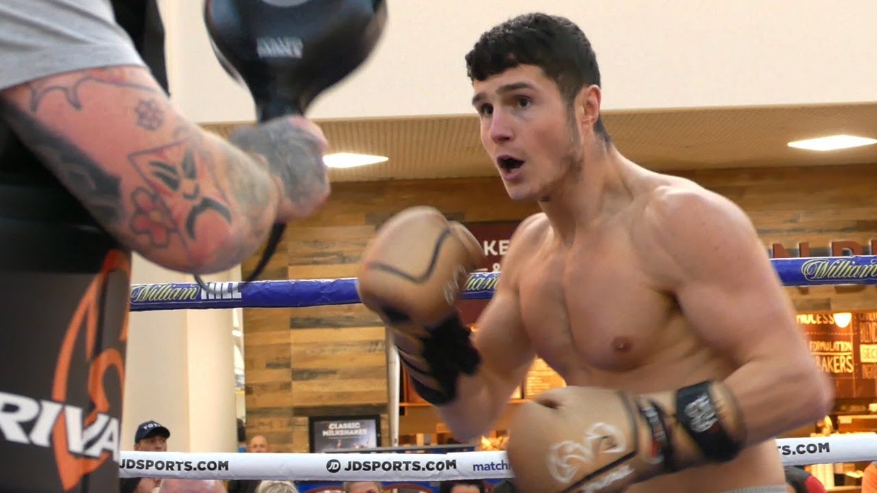 Joe Laws the NORTH EAST'S HOTTEST PROSPECT? Matchroom Boxing workout ...