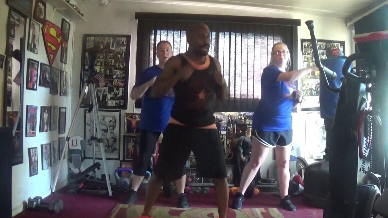 SHAKE THAT MONKEY CARDIO WORKOUT!!TOO SHORT!! - YouTube