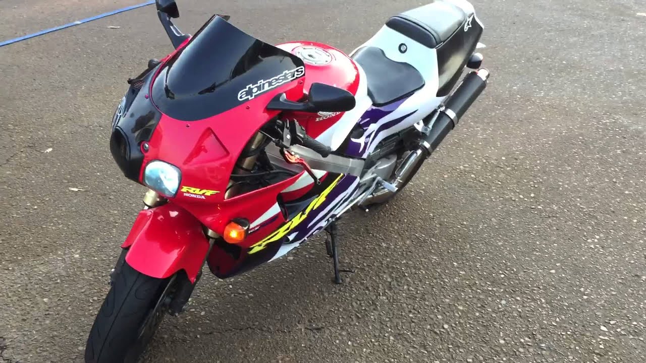 HONDA RVF NC35 - YouTube