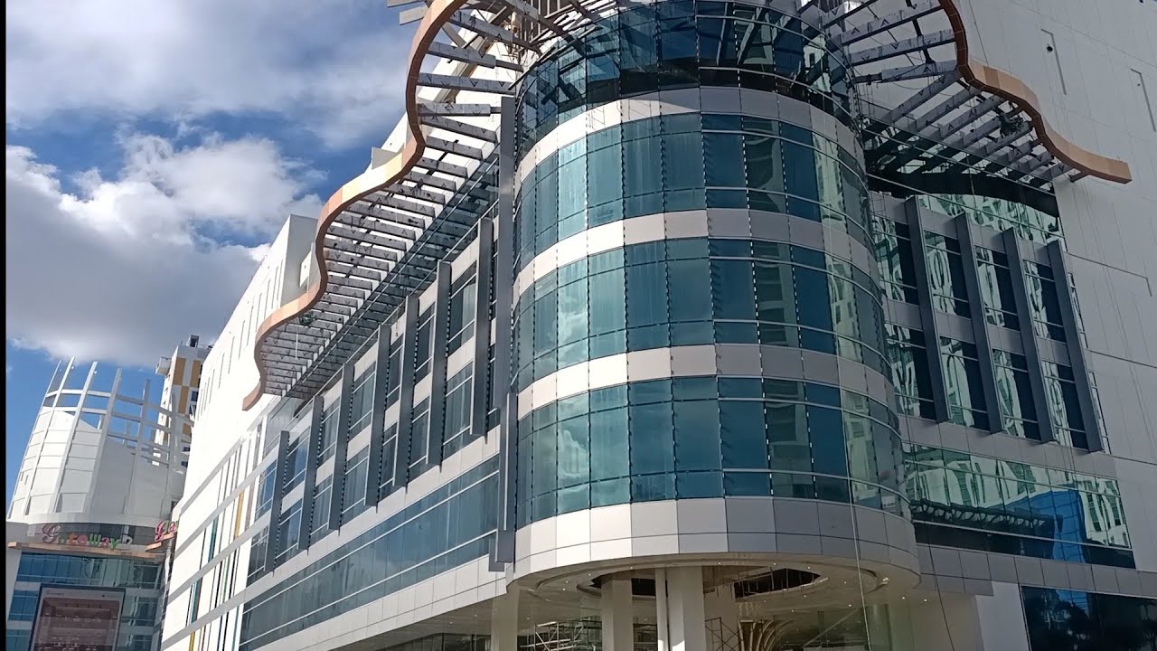 MALAPIT NG MAG BUKAS ANG BAGUNG GATEWAY MALL 2 SA CUBAO - YouTube