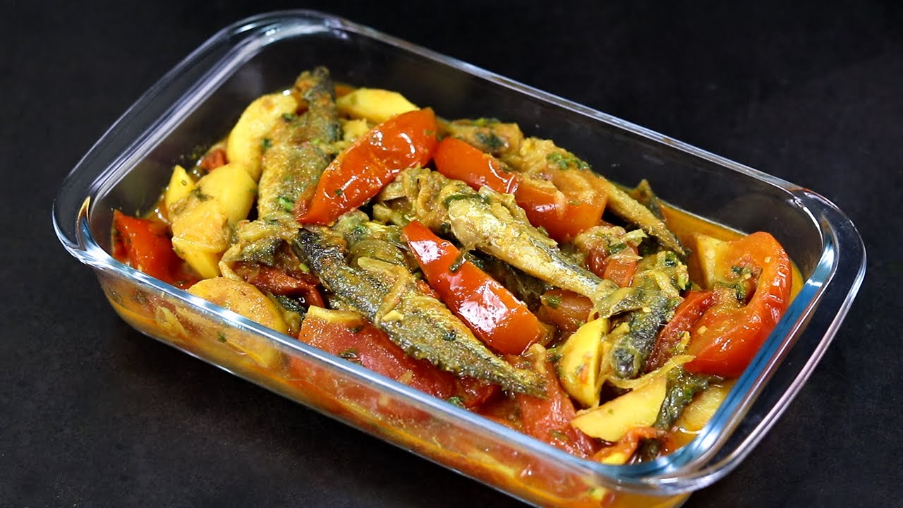 Tengra Macher Jhol | Tengra Fish Curry - YouTube
