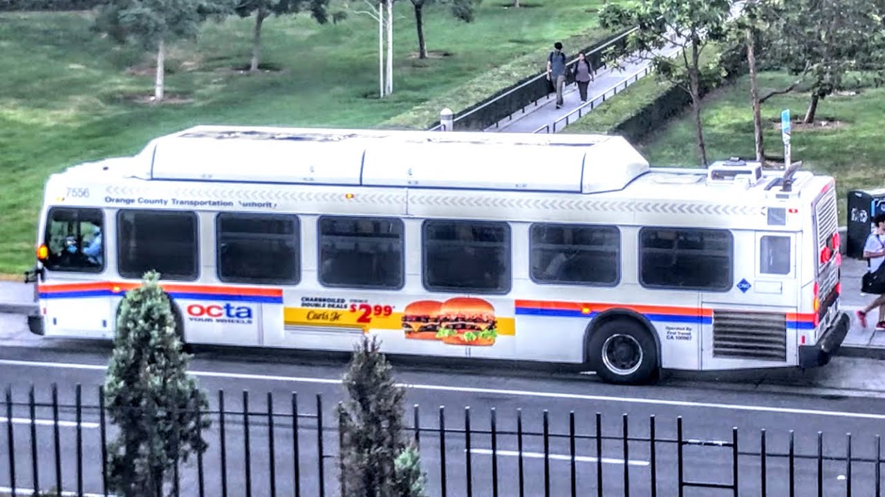 OCTA 2007 New Flyer C40LFR #5553 and 2008 New Flyer C40LFR #7556 - YouTube