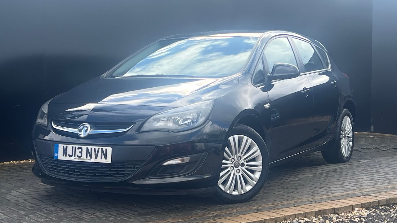 Vauxhall Astra WJ13 NVN - YouTube