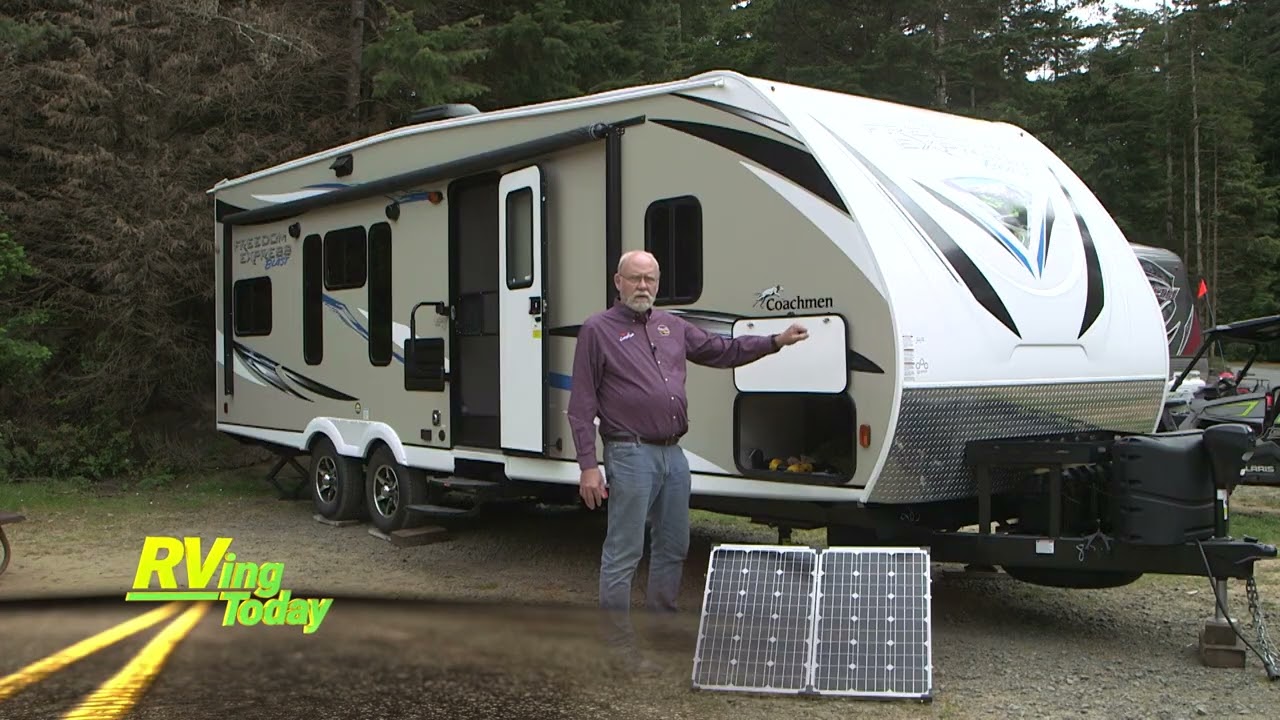 Coachman Freedom Express Travel Trailer review on Show Segment 2202-07 ...