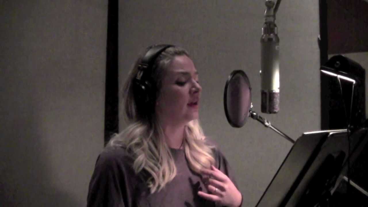 My Heart Will Go On - Zoë Poledouris Roché - YouTube