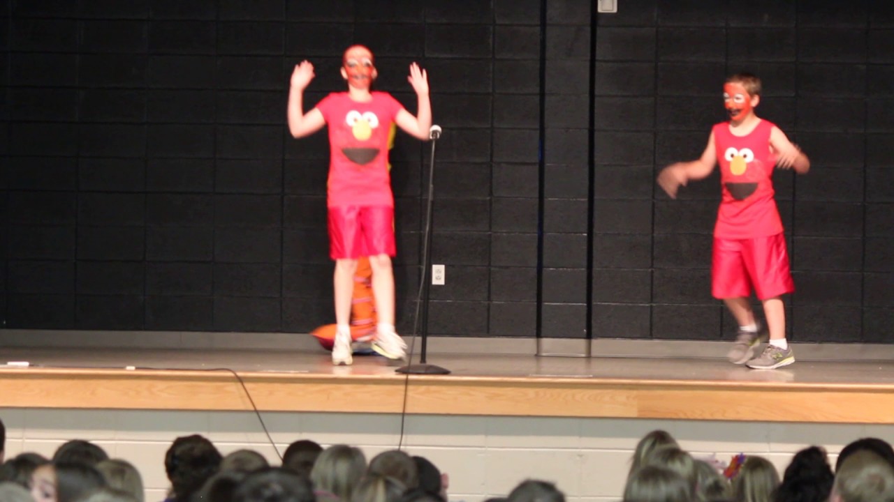 Talent Show Elmo - YouTube