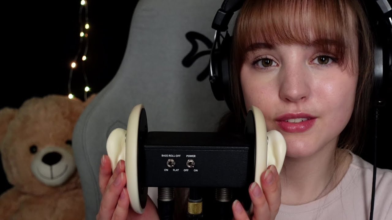 ASMR Ear to ear Mouthsounds with echo 💤💚 - YouTube