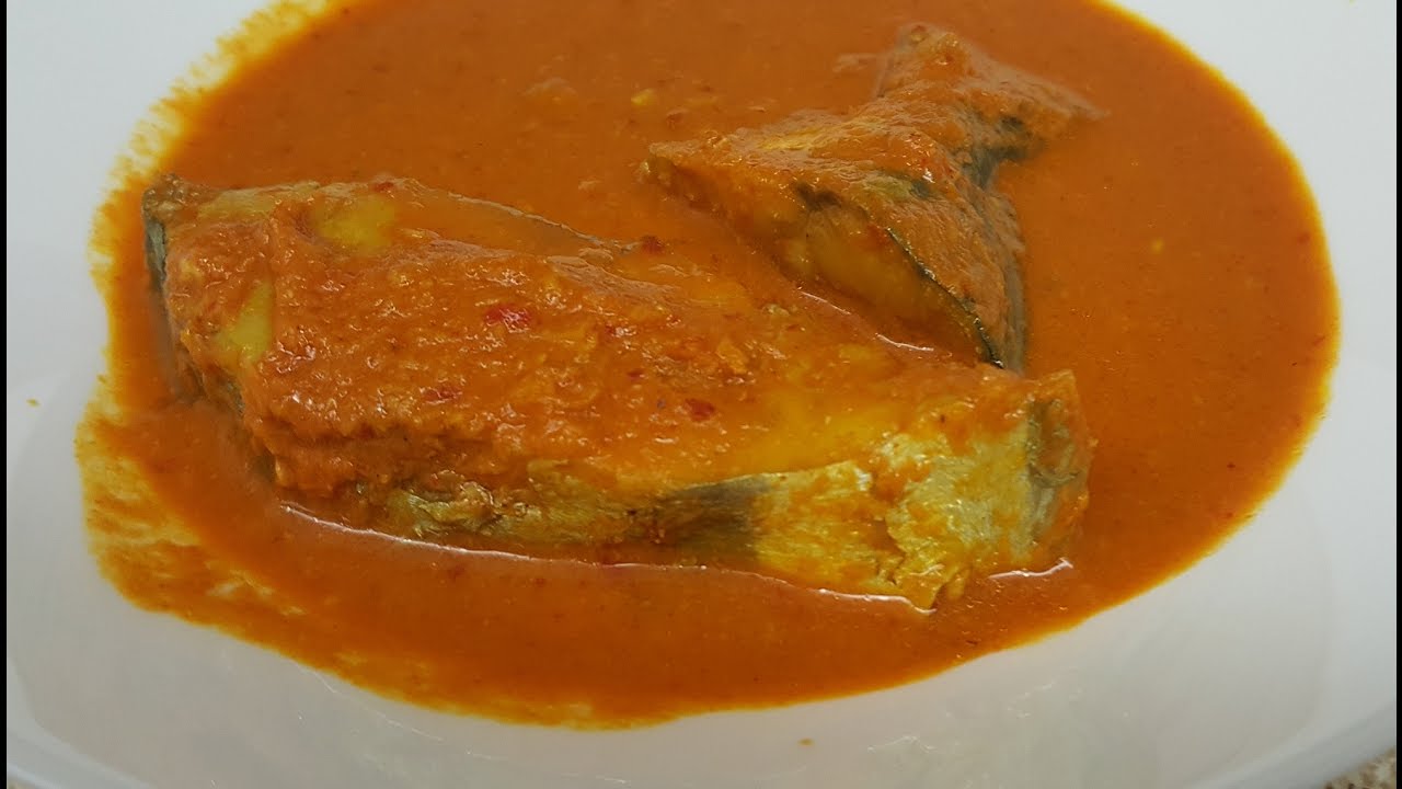 Malwani Fish Curry - YouTube