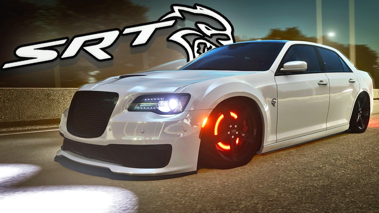 Chrysler 300 Hellcat CUTTING UP in Traffic in Assetto Corsa - YouTube
